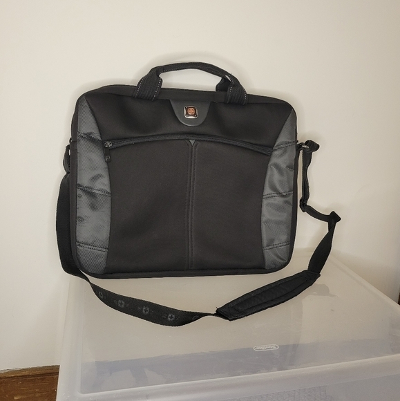 SwissGear | Bags | Wegner Swissgear Sherpa Black Laptop Double Slimcase ...
